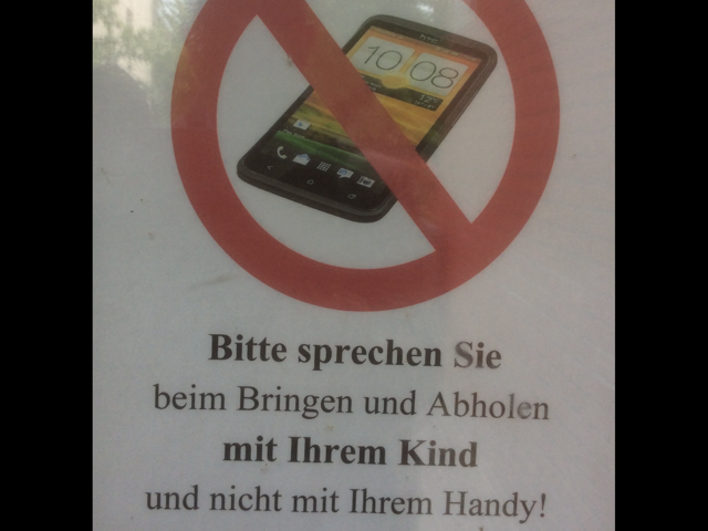 Handyverbote können modern sein – deep Pisaversteher